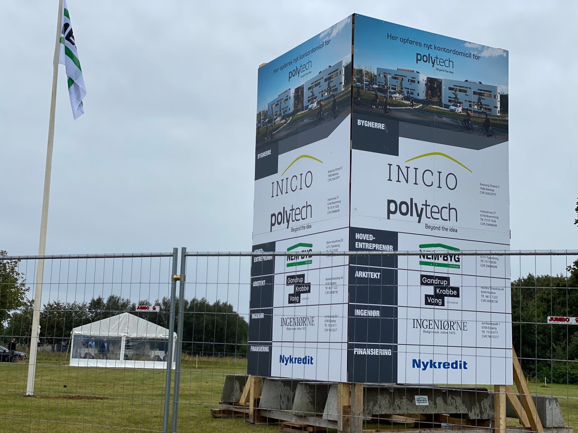 FØRSTE SPADESTIK - POLYTECH - Krabbe Vang Arkitekter Århus